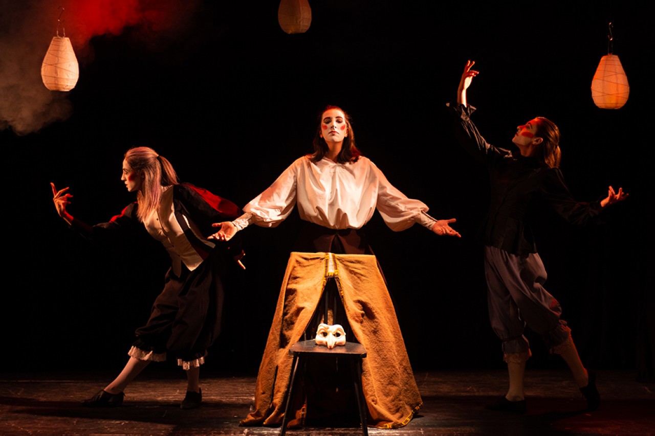 Le FUNAMBULE MONTMARTRE rouvre ses portes demain avec...